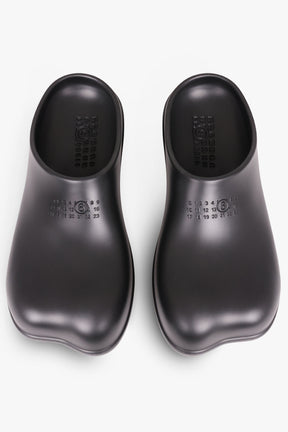 Anatomic Tabi Clog Rubber Slippers | Black – Parlour X