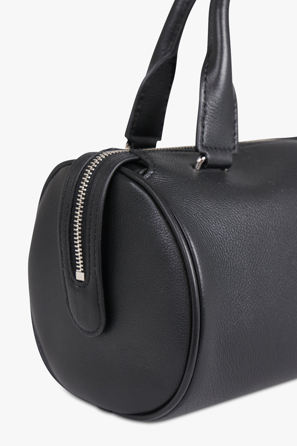 Edith Round Tube Handbag | Black – Parlour X